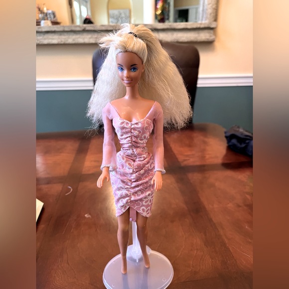 Barbie | Toys | Vintage Barbie 968 Blonde Hair Crimped Hair Blueeyed ...